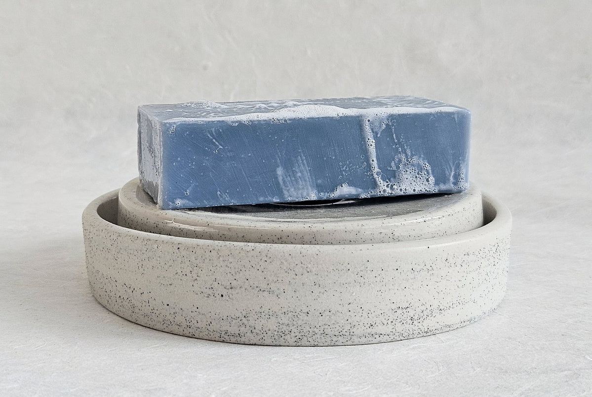 Round ceramic soap dish | Handmade pottery – Parceline